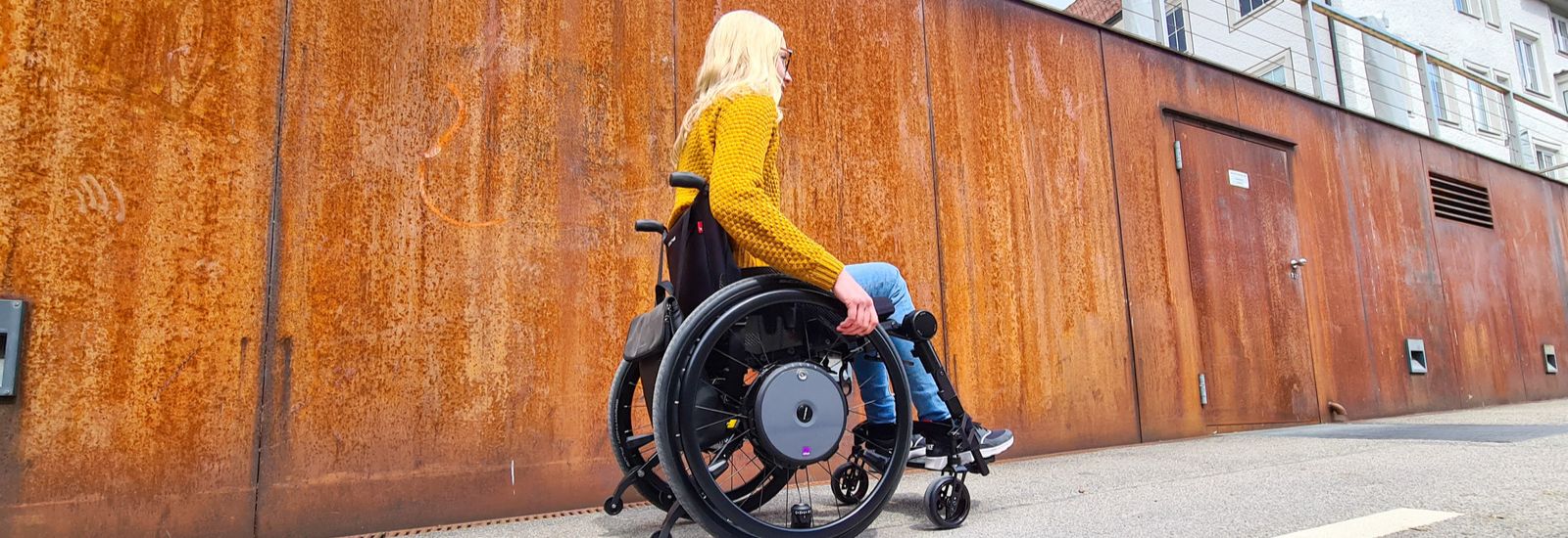 Alber Emotion DuoDrive power assist wheels - Invacare UK
